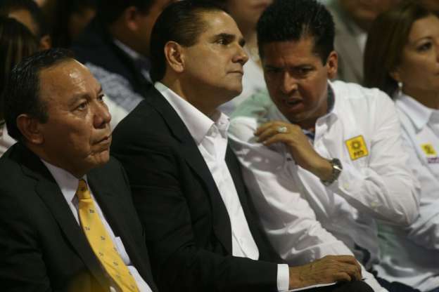 Celebra el PRD 27 años de su fundación