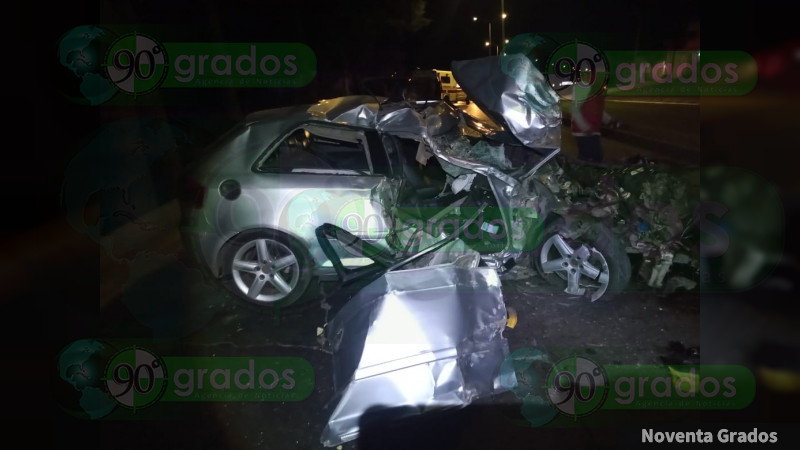 Se Registra Aparatoso Accidente Automovilístico En La Carretera