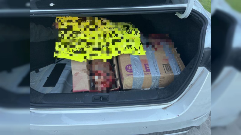 Encuentran restos humanos calcinados dentro de un vehículo en Apaseo el Alto, Guanajuato