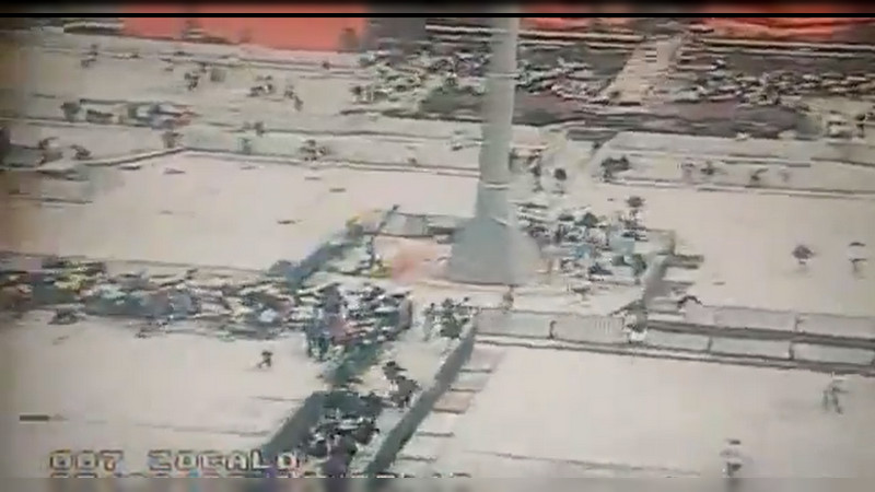 Fans de Grupo Firme burlan seguridad del Zócalo y se plantan en primera ...