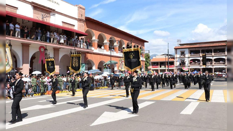 Celebran en Apatzingán, 208 Aniversario de la Constitución de 1814