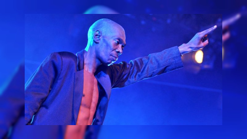 Muere el cantante Maxi Jazz, de la banda Faithless, a los 65 años