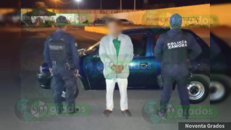 Detienen en Zamora, Michoacán a quincuagenario con auto robado