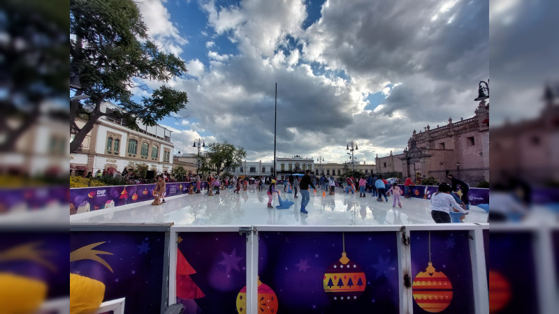 Suman ya 20 mil personas que han asistido a la pista de hielo que ...