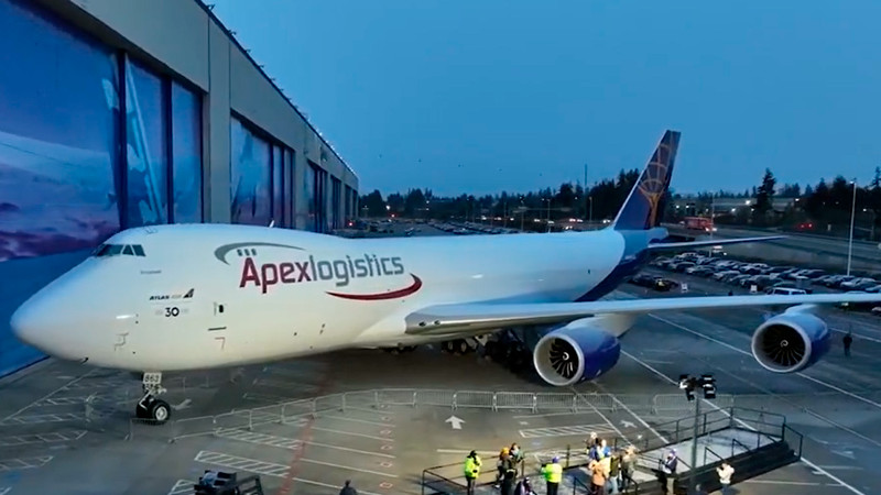 Boeing entrega su último 747, el avión más famoso del mundo