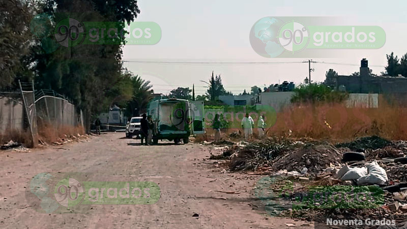Hallan cuerpo envuelto, abandonado en camino de terracería de Celaya, Guanajuato