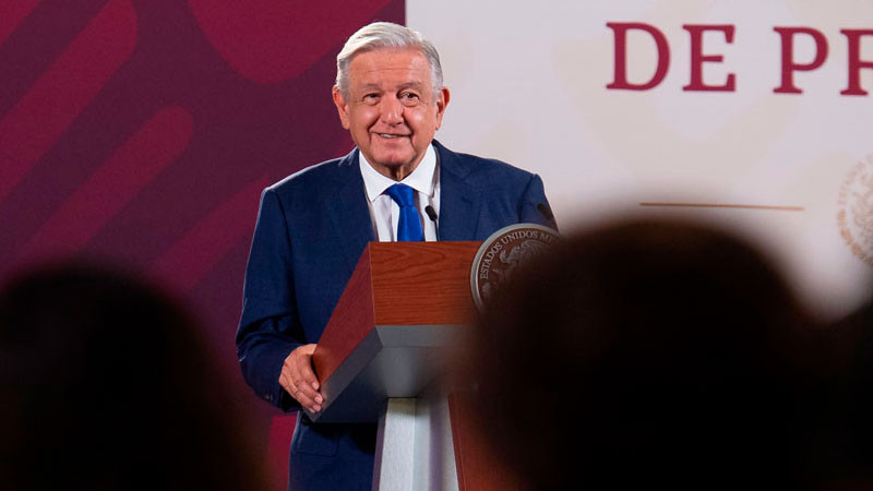 AMLO celebra que lo hayan declarado persona non grata en Perú