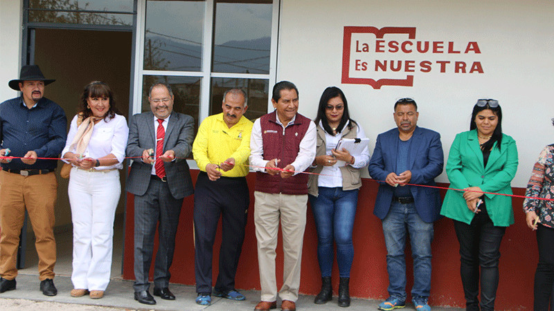 Estamos comprometidos con la educación de los niños y las niñas del municipio: José Luis Téllez ...