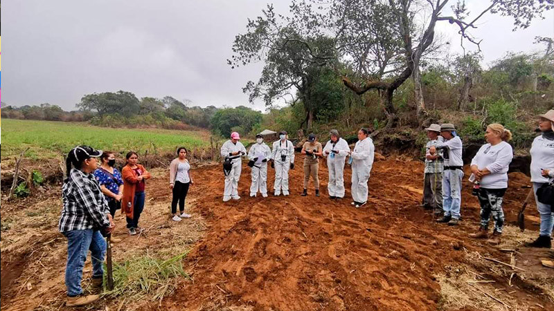 Colectivos de búsqueda reportan hallazgo de al menos 15 cuerpos en una fosa clandestina en Mexicali