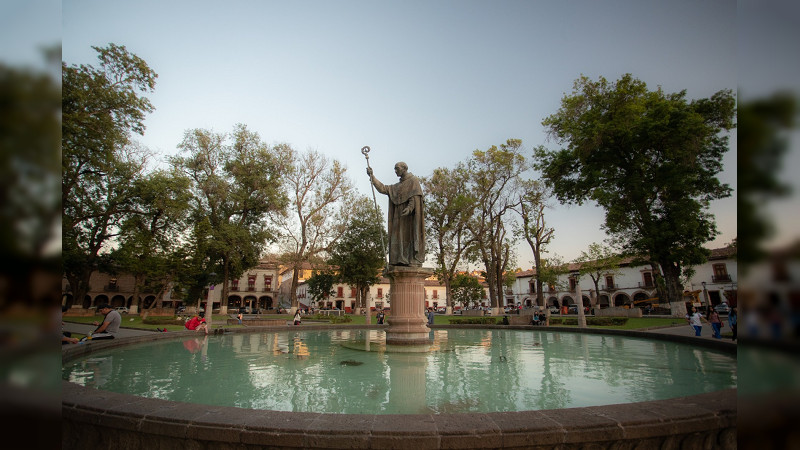 Diez, para diez Pueblos Mágicos michoacanos