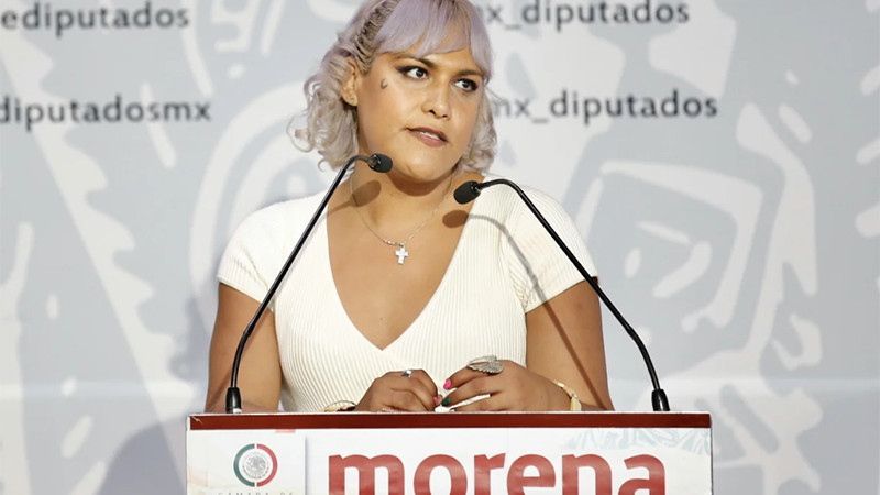 Diputada María Clemente García se declara una “perr... del Presidente AMLO”