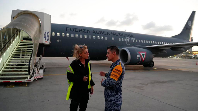 Primer avión de la Fuerza Aérea aterriza en Tel Aviv, Israel