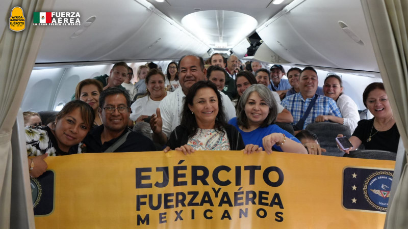 Llega a México primer avión de la FAM con 135 connacionales rescatados de Israel