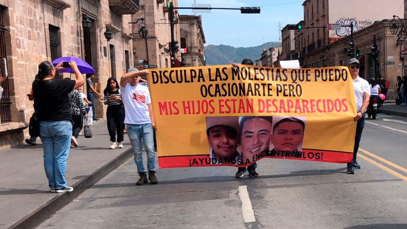 Familiares y amigos de Bernardo, Primo y Edgar marchan en Morelia para ...
