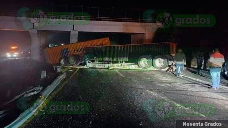 Choque Entre Camión De Pasajeros Y Tráiler En La De Occidente Deja