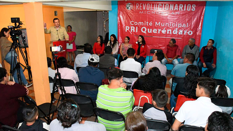 Muchos que renegaban del PRI, hoy añoran sus gobiernos: Memo Valencia