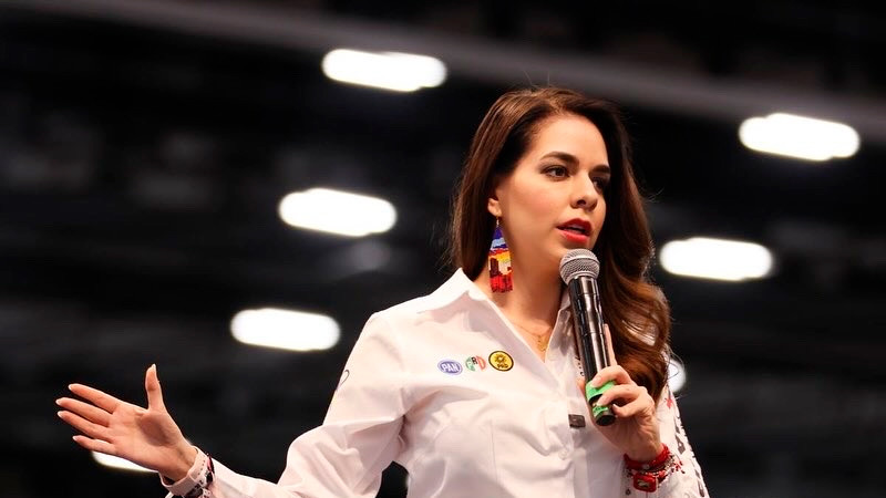 Promete Laura Haro crear 12 centros de control y bienestar animal en ...