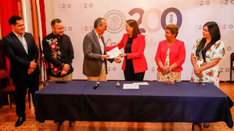 Congreso de Michoacán, un Poder comprometido con la Cruz Roja: Ivonne ...