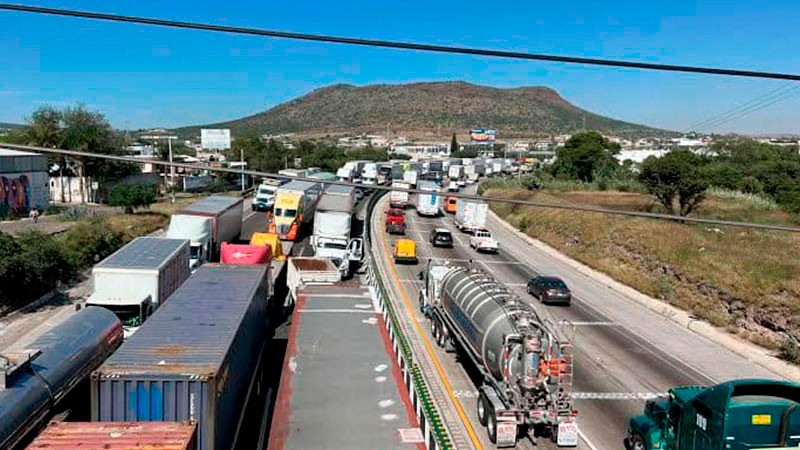 Transportistas anuncian paro nacional este viernes Transportistas anuncian paro nacional este viernes