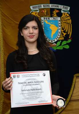 Isabel Padilla, primera mujer en recibir el Premio a la Excelencia ...
