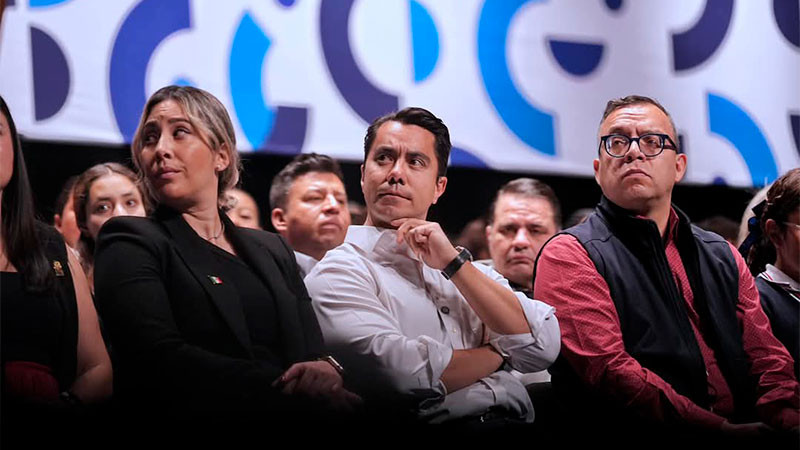 El progreso tiene que venir de Santa Rosa hacia Querétaro: Felifer Macías