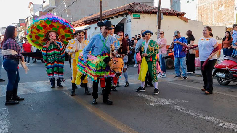 Desfile de Martes de Carnaval en Quiroga, un estallido de color y tradición