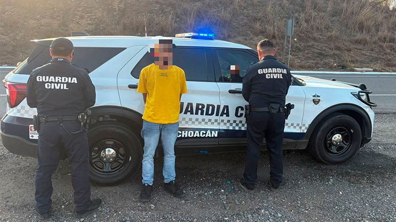 En Arteaga, Michoacán: Detiene la GC a sujeto en posesión de hierba verde