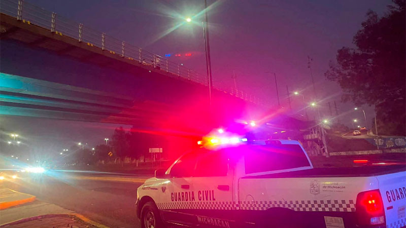 Guardia Civil evita incidente y resguarda a mujer en puente del ...