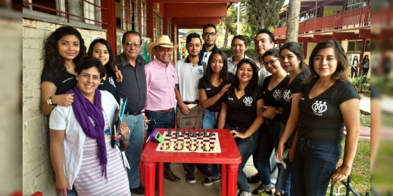 Se lleva a cabo el Encuentro de Arte y Cultura del Cetis 120