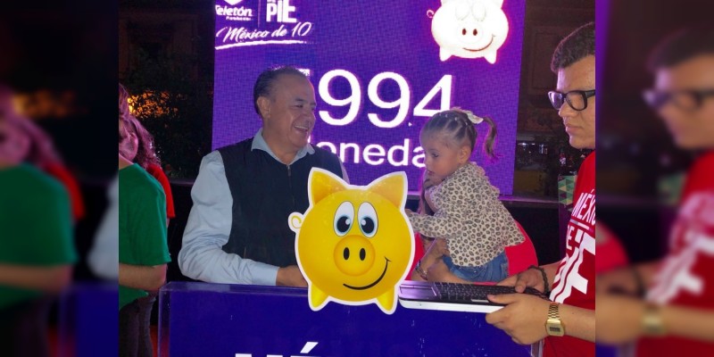 Michoacán realiza donativo al Teletón