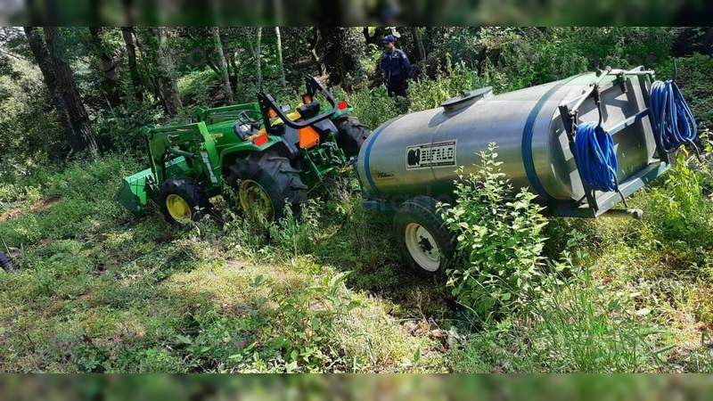 Recuperan un tractor con reporte de robo, en Tacámbaro, Michoacán