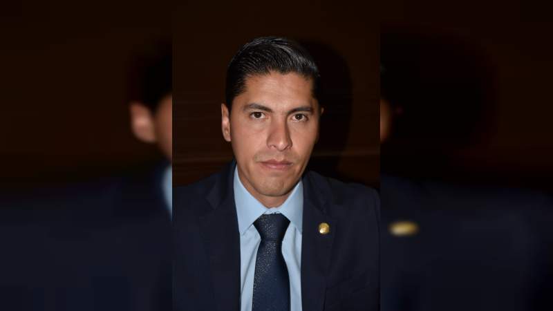 Javier Paredes, nuevo integrante de la Jucopo