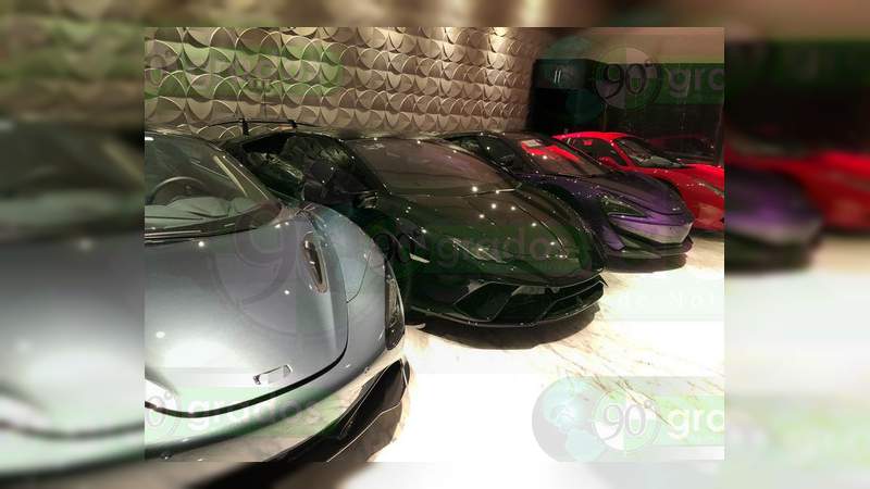 Hacienda incauta a hackers mexicanos Lamborghinis, McLarens, un Ferrari ...
