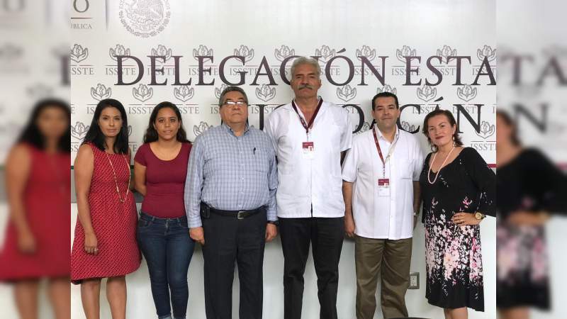Subdelegado Del Issste En Michoacán José Manuel Mireles Valverde