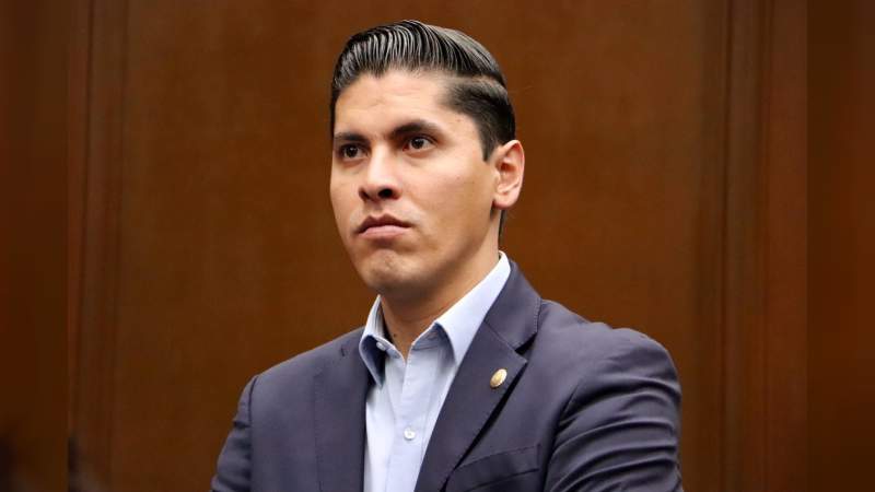 Urge Javier Paredes a Cambiar Forma y Tiempo de la Entrega del Paquete ...